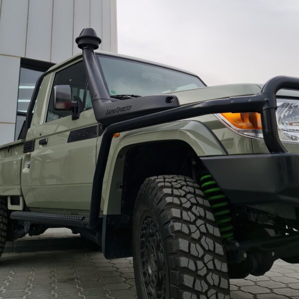 TOYOTA LC79 SINGLE CAB PREMIUM SIDE STEPS & RAILS - Uroffroad Kuwait