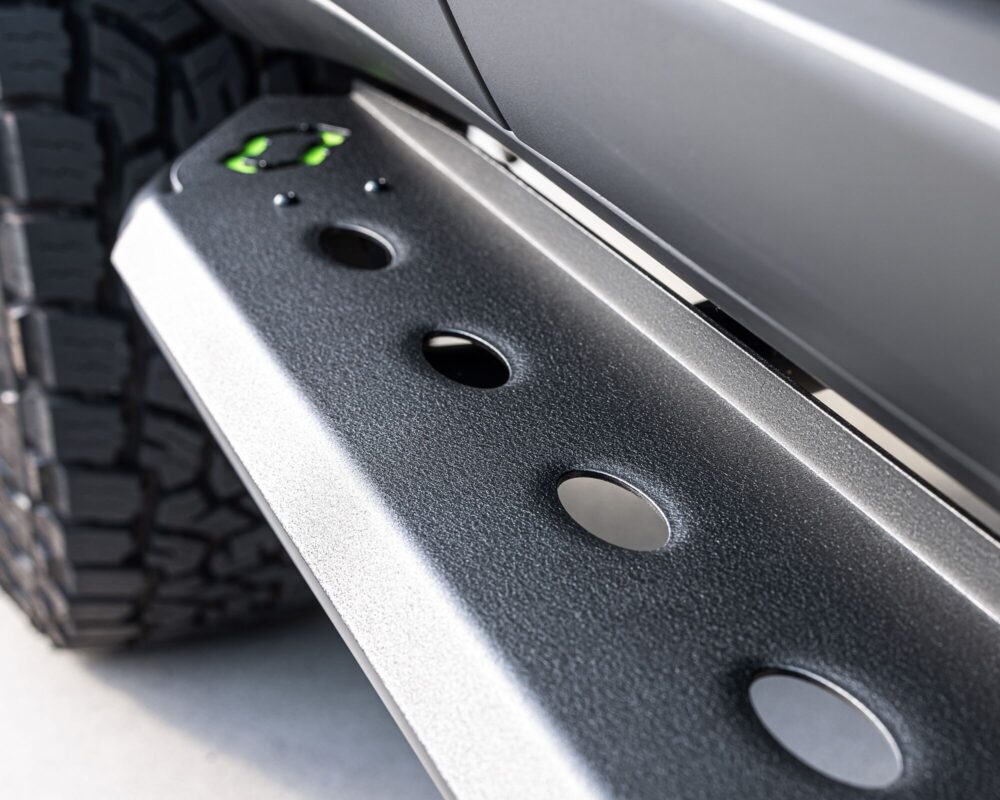 Prado 250 Premium Side Steps - Uroffroad Kuwait